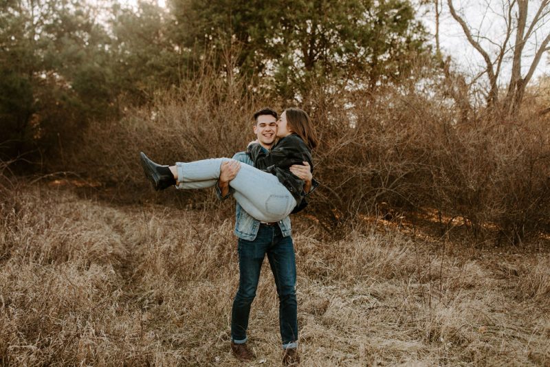 Sunny Springtime Couples Session - Steph Pickard Photo