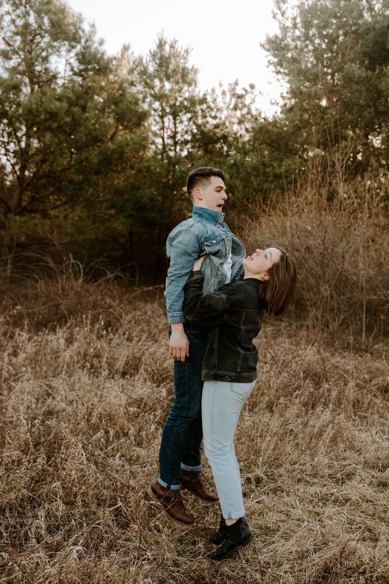 Sunny Springtime Couples Session - Steph Pickard Photo