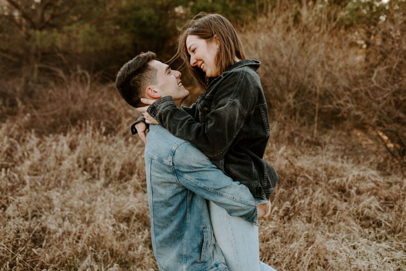 Sunny Springtime Couples Session - Steph Pickard Photo