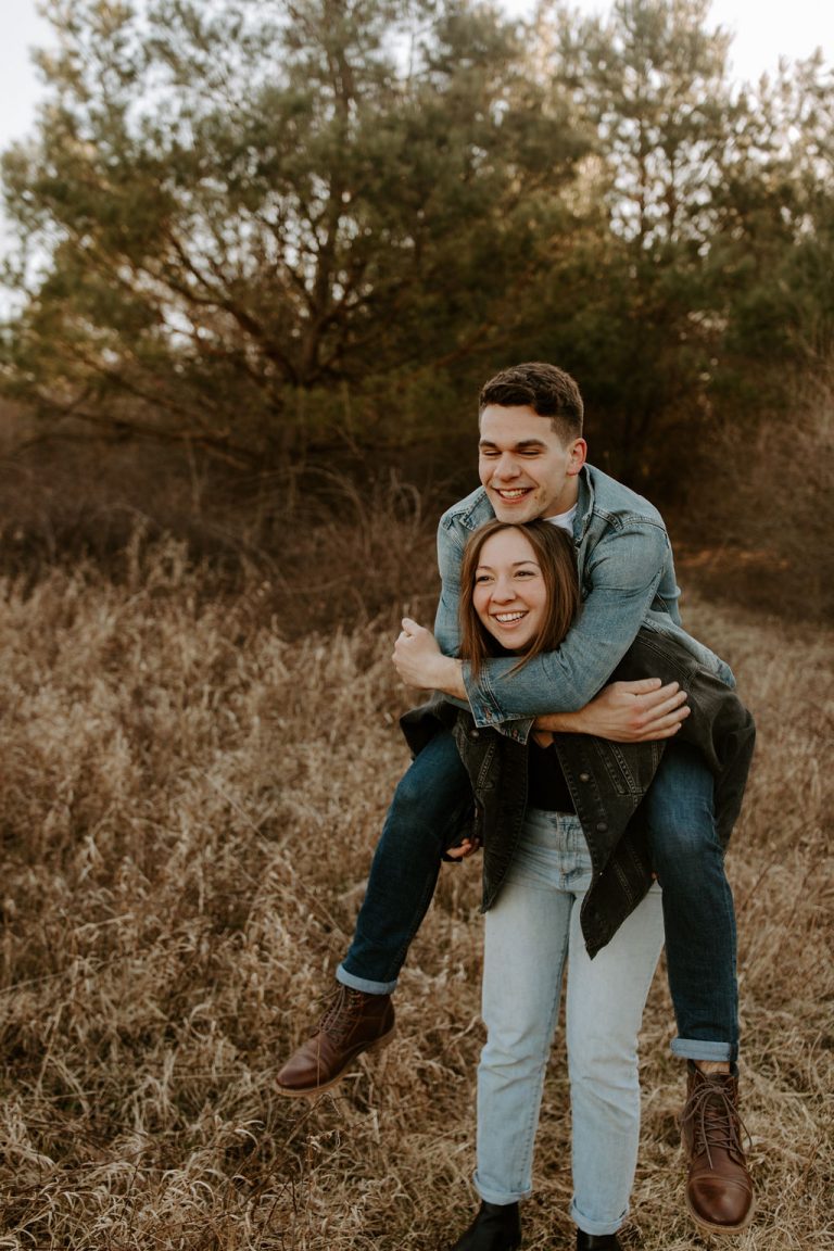 Sunny Springtime Couples Session - Steph Pickard Photo
