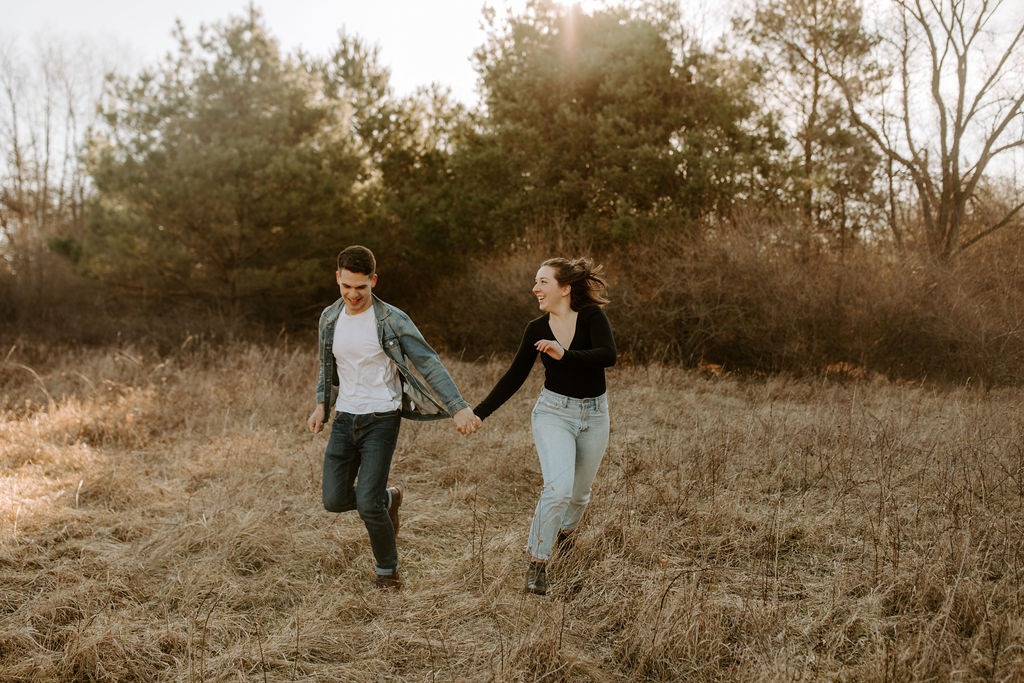 SUNNY SPRINGTIME COUPLES SESSION | ALLIE & ZACK - Steph Pickard Photo