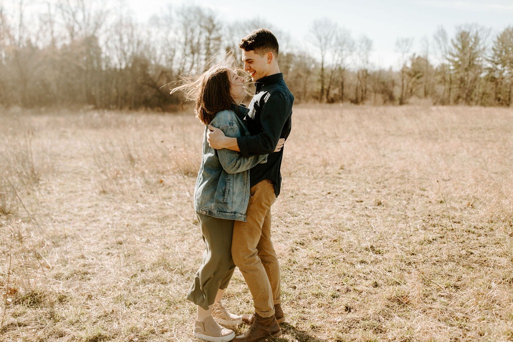 SUNNY SPRINGTIME COUPLES SESSION | ALLIE & ZACK - Steph Pickard Photo