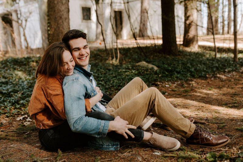 Sunny Springtime Couples Session - Steph Pickard Photo